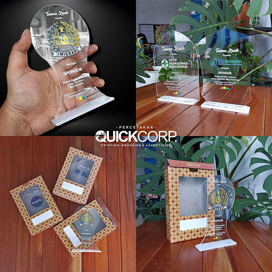 Akrilik Penghargaan (Plakat/Vandel) | QuickCorp